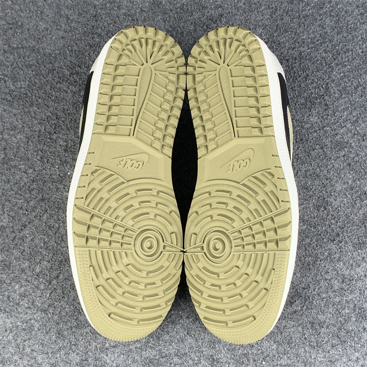 Travis Scott x Air Jordan 1 Low 'Golf' (B-Grade Version) – Prsnlplg